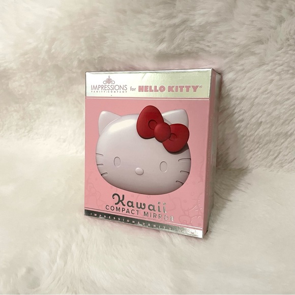 Impressions | Makeup | Hello Kitty Compact Mirror With Led Lights ...